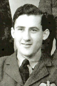 Crew – Avro Lancaster ND424 of 12 Squadron – www.lesfaircloth.co.uk